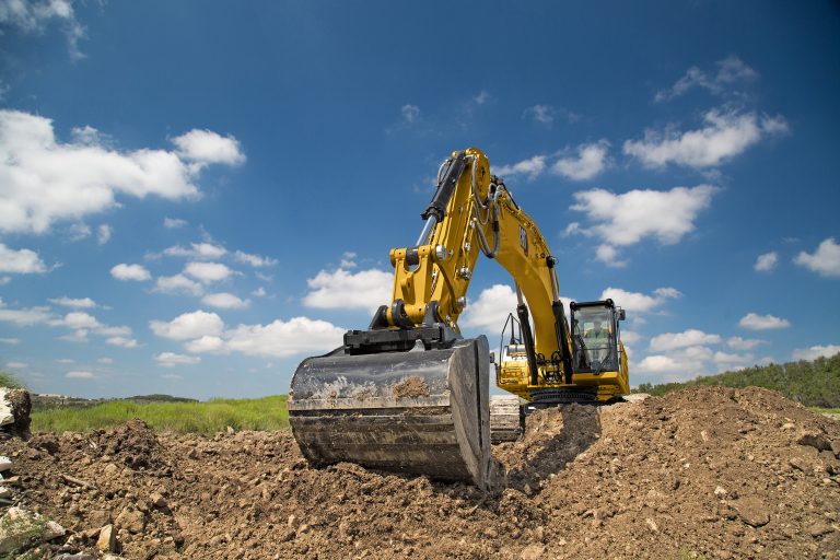 Cat 352 Hydraulic Excavator Amps Up the Power - Rock Products Magazine