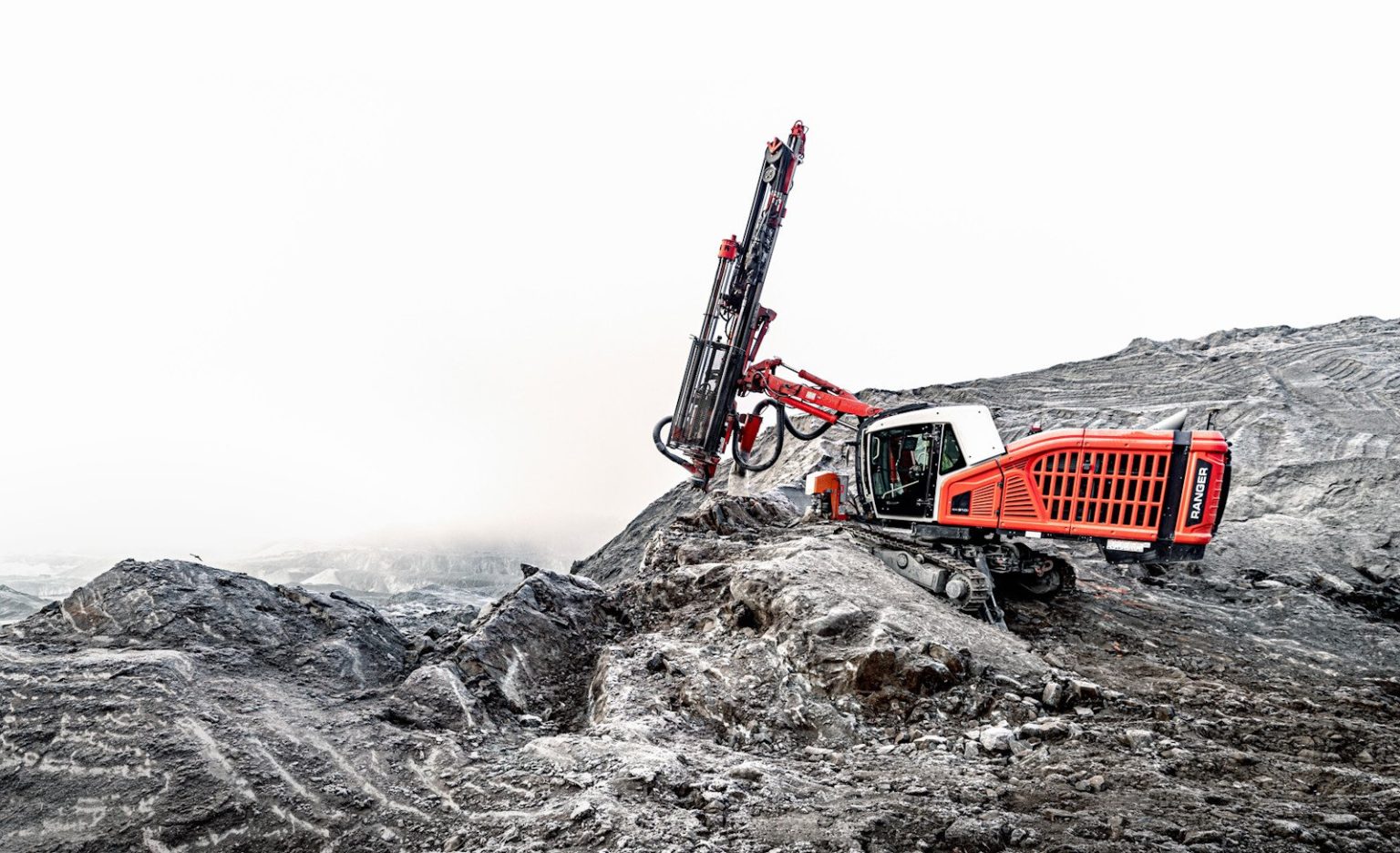 Sandvik DX910i is Flagship of Ranger DXi Rig Family - Rock Products ...